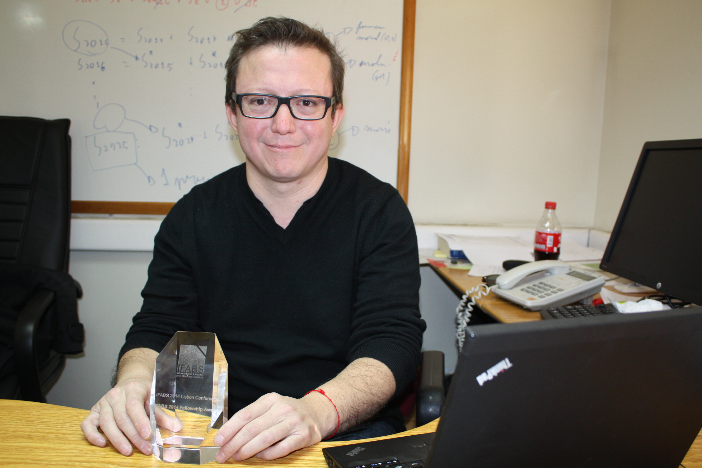 Alejandro Bernales ganó premio IFABS 2014 « Ingeniería Industrial ...